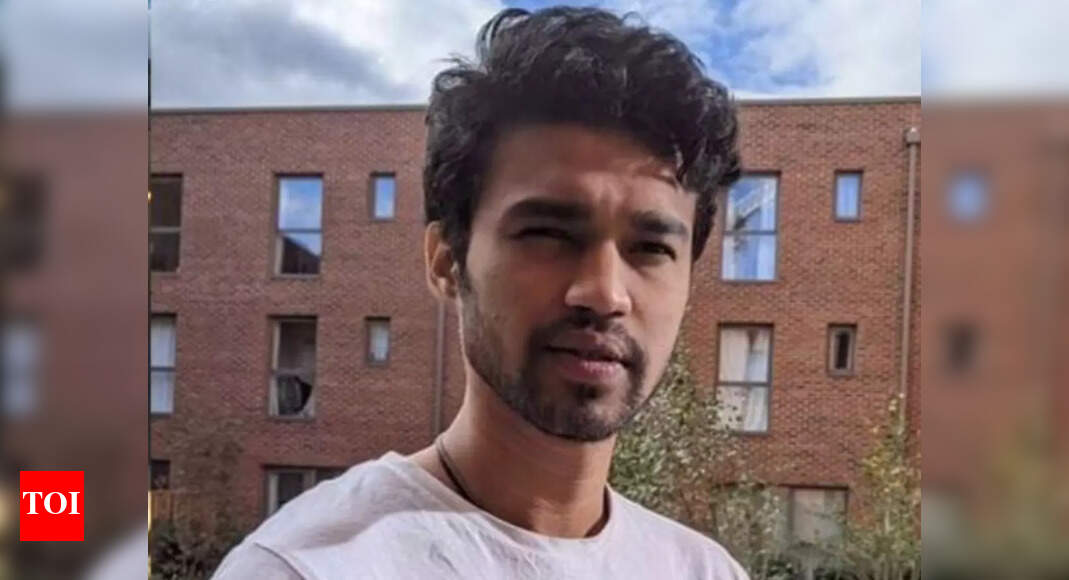 When Babil Khan lost his boarding pass and the airline staff got ...