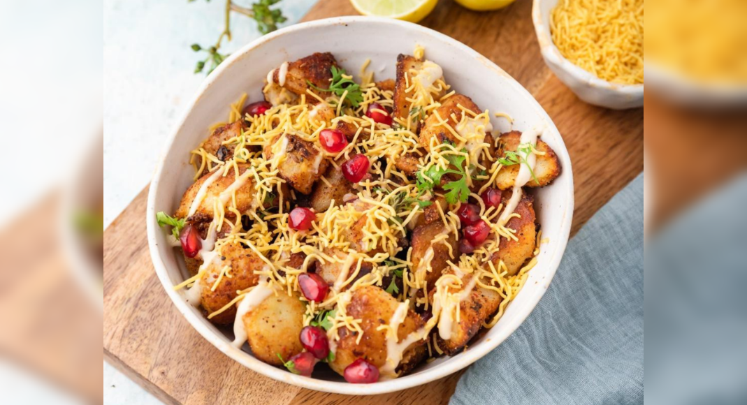 Crispy Aloo Chaat Recipe: How to Make Crispy Aloo Chaat Recipe ...