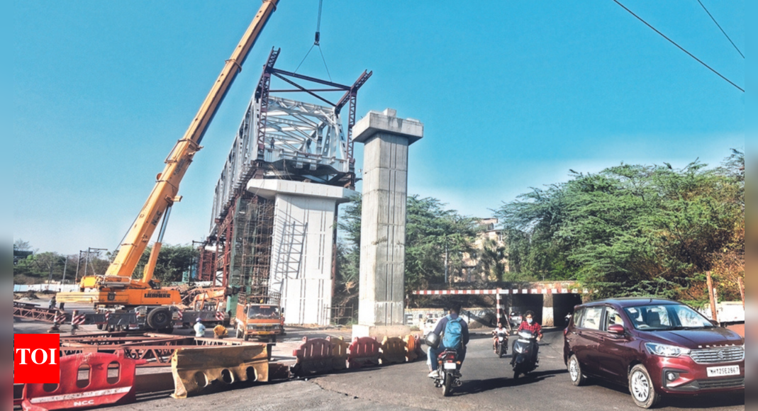 Khadki: Traffic Diversion At Railway Underpass In Khadki To Stay For ...