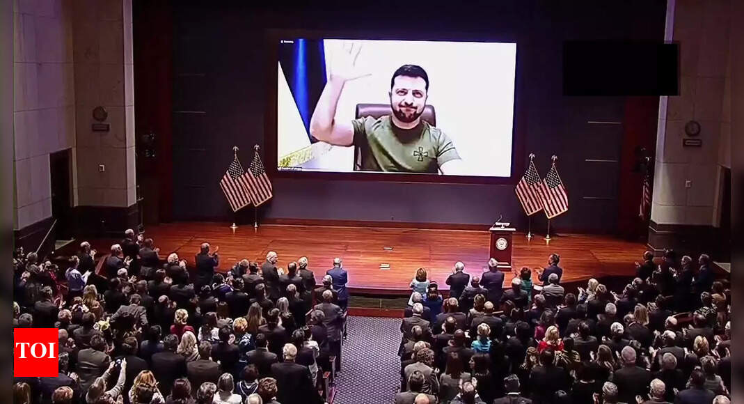 Zelensky shows US lawmakers graphic video of war - Times of India