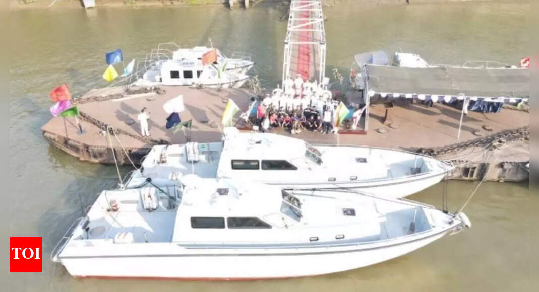 Two high speed interceptor boats inducted into Indian Navy in West ...