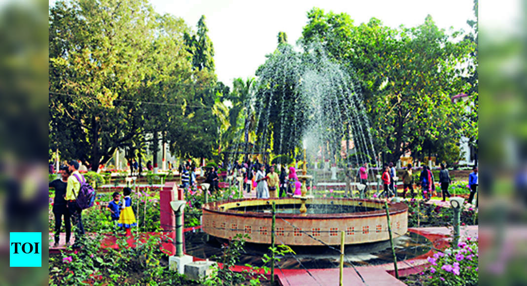 Dhoni Farmhouse ‘unlocks’ For Public During Holi; Raj Bhavan Garden To ...