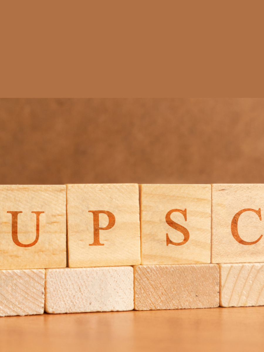 Cracking UPSC Prelims - 5 books UPSC Topper recommended | Times Now