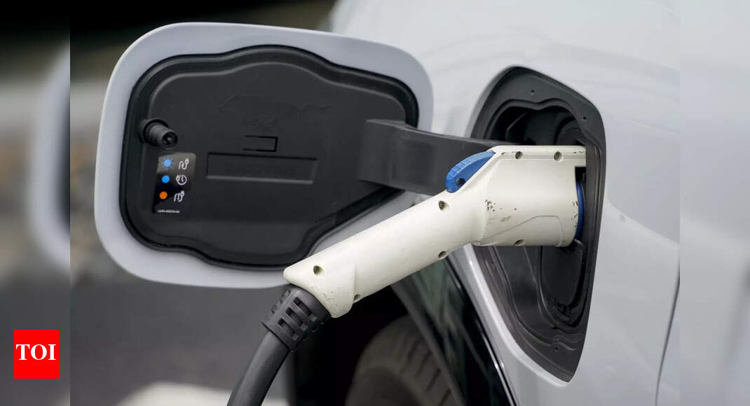 Bolt: Bolt installs 10k EV charging points in India - Times of India