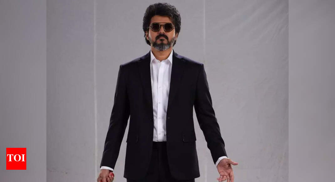 Vijay's latest photos from 'Beast' goes viral | Tamil Movie News ...