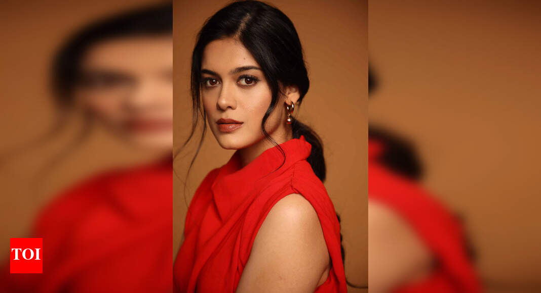 Asha Bhat is seriously considering a career as a singer | Kannada Movie ...