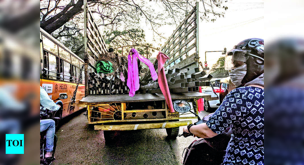 In Busy City Lanes, Overloaded Transport Vehicles Are Menace | Pune ...