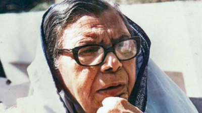 Mahadevi: Trust Set Up By Mahadevi Verma To Seek Funds To Fulfill Her ...