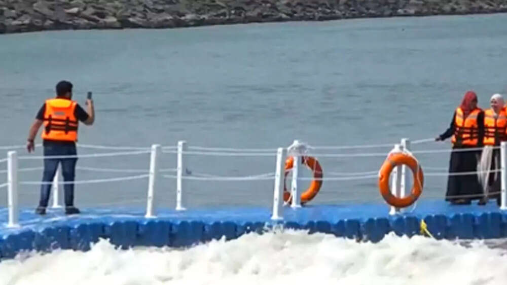 Photos of floating bridge at Kerala's Beypore beach | The Times of India