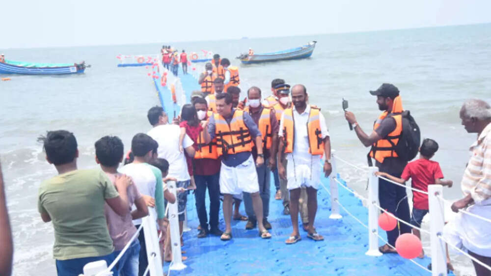 Photos of floating bridge at Kerala's Beypore beach | The Times of India
