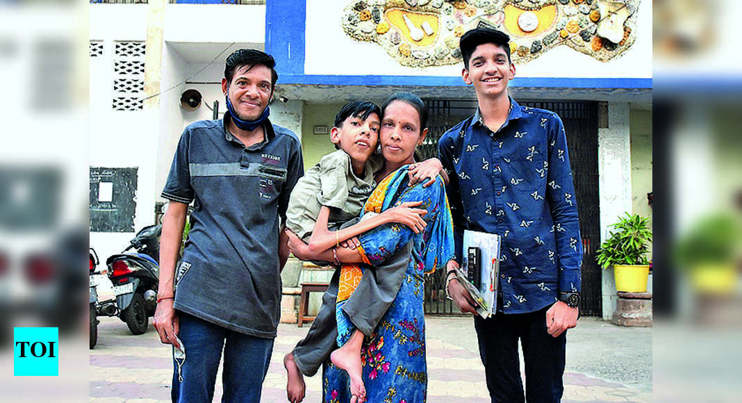 Polio Survivor With One Lung Appears For Board Exams | Vadodara News ...