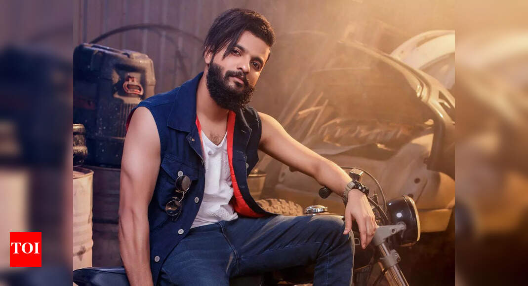 Neeraj Madhav: I don’t like labels, I’d prefer to be called an artiste ...