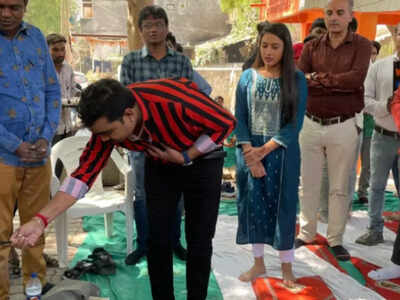 Jignesh Barot signs an untitled film, shares exclusive pictures ...