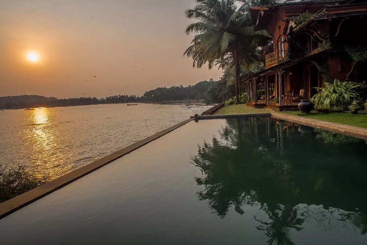 Insta-worth infinity pools in India for an ultimate stay experience ...