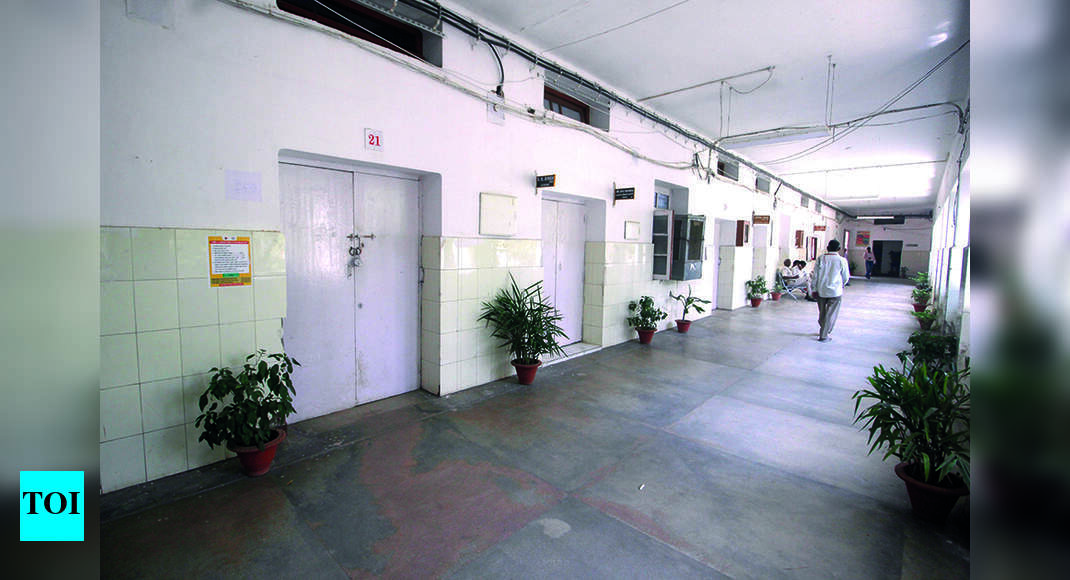 Collectorate, Tehsil Employees Boycott Work, Over 4,000 Hit | Lucknow ...