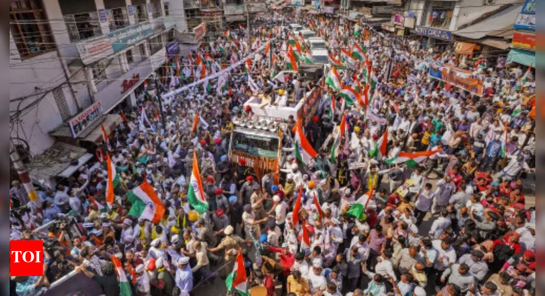 Himachal Pradesh: AAP’s roadshow witnesses unexpected crowd in Mandi ...