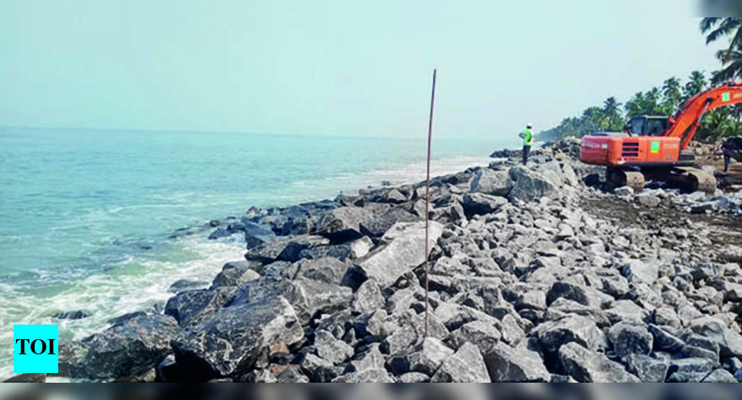 Chellanam: Rubble Shortage Slows Down Seawall Work | Kochi News - Times ...