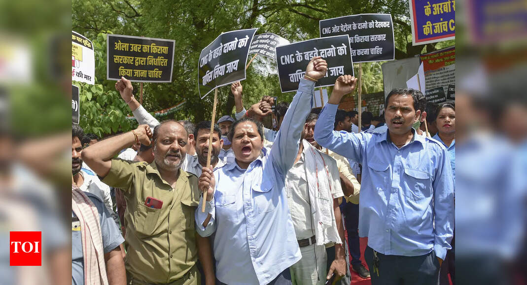 Delhi cab, auto drivers protest against rising CNG prices, to go on ...