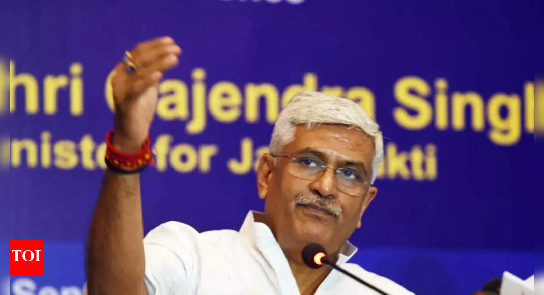 Union Jal Shakti minister Gajendra Singh Shekhawat, PHED minister Mahesh Joshi spar over Eastern ...
