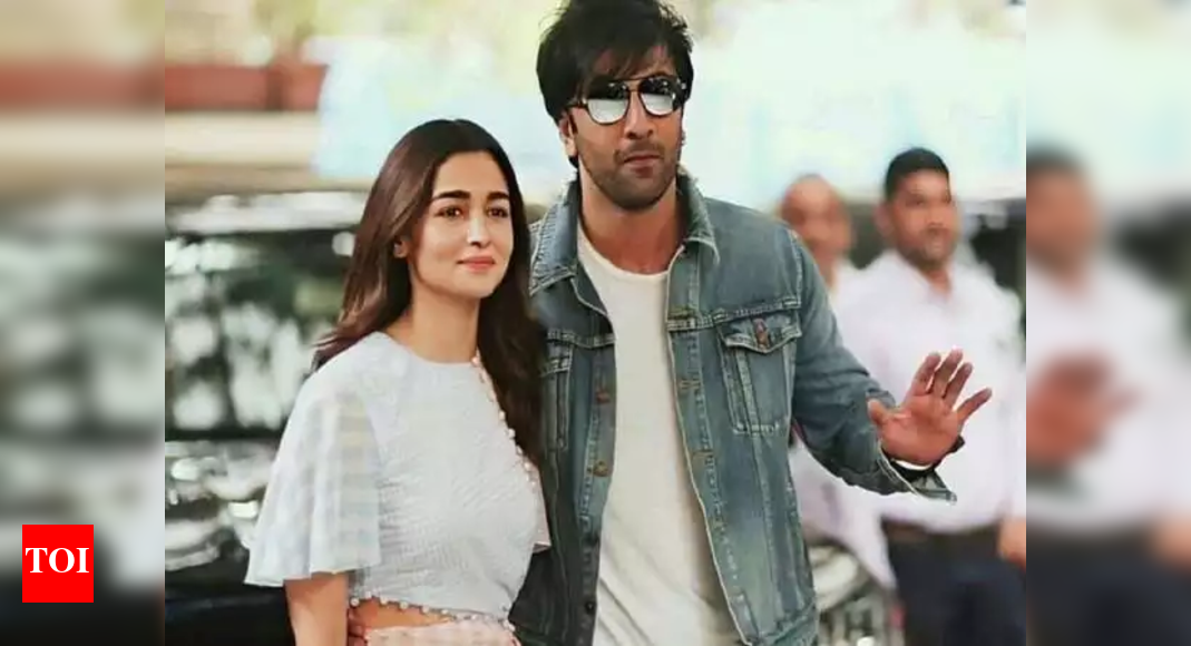 Ranbir Kapoor-Alia Bhatt wedding: Robin Bhatt may not attend but gives ...