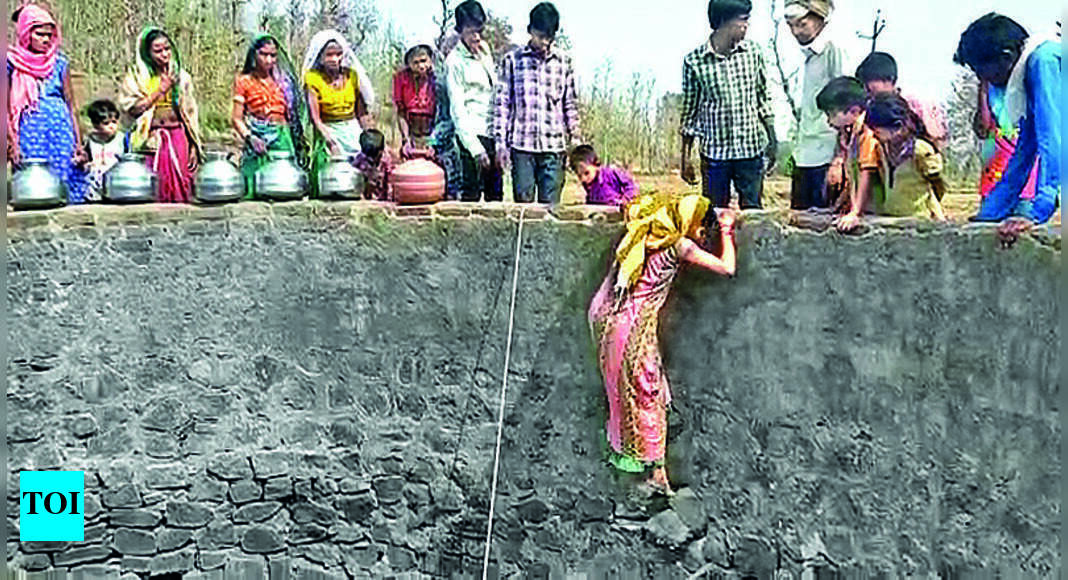 Kaprada: Kaprada Contrast: High Rain, Puddle In Well | Surat News ...