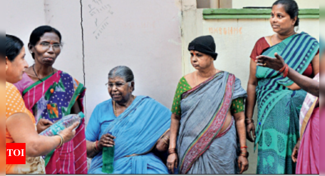 Vaddera Basti: Special Teams Test Water Samples In Vaddera Basti ...