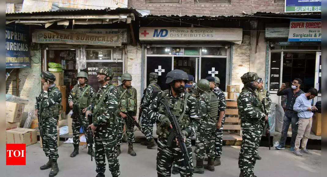 Srinagar: Encounter in Srinagar, two LeT terrorists killed | India News ...