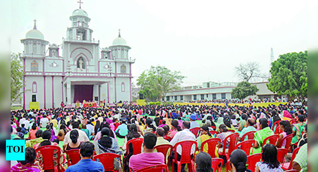 Churches Reverberate With Hymns | Patna News - The Times of India