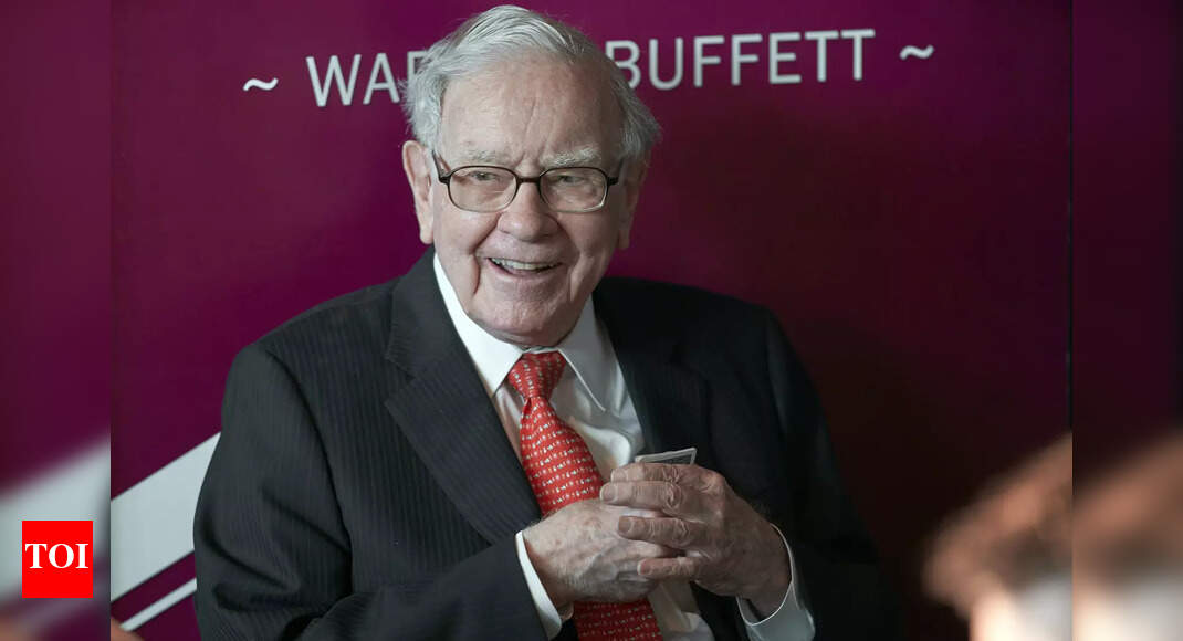 Warren Buffett: Warren Buffett's $11.6 billion deal started with a ...