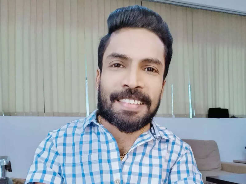 Malayalam actor Guinness Pakru escapes from an accident unhurt ...