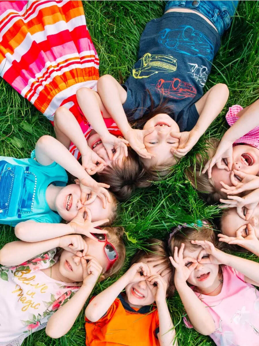 Parenting Tips: Tips to improve your kid's social skills | Times of India