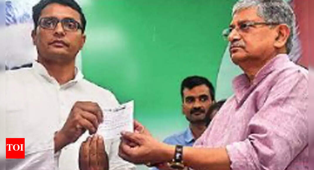 Rjd: RJD Bihar chief's son Ajit Singh joins JD(U) | Patna News - Times ...