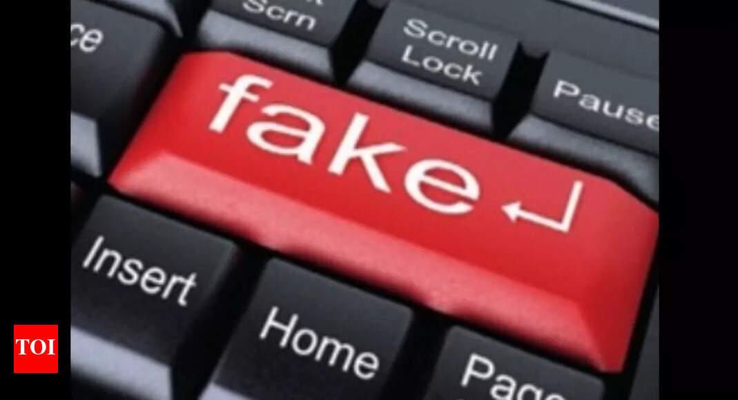 12 Us Visa Seekers Paid ₹25k-₹1.2l For Fake Papers | Hyderabad News ...