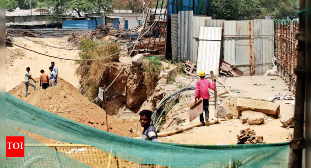 Delhi's CGO complex cave-in: Road not fully open yet, 5 months and many ...