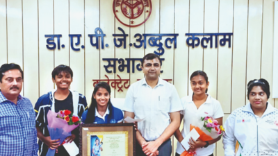 Dm Honours 4 Women Medallists | Lucknow News - Times of India