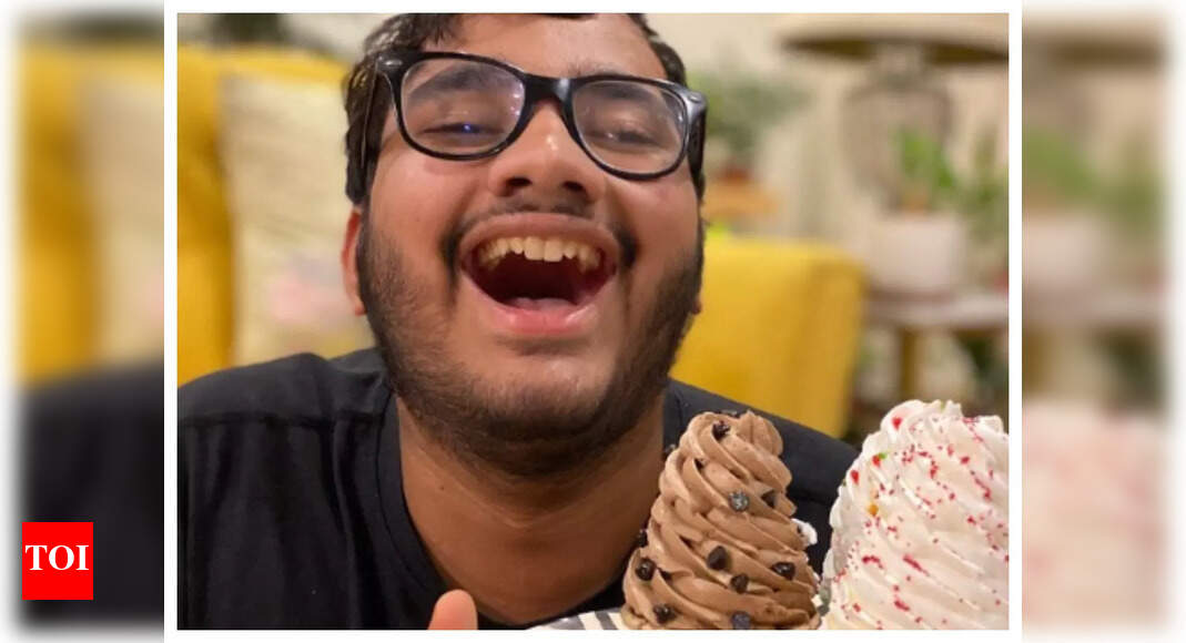 Ravi Jadhav wishes his son Ansh Jadhav on his 18th birthday with an ...