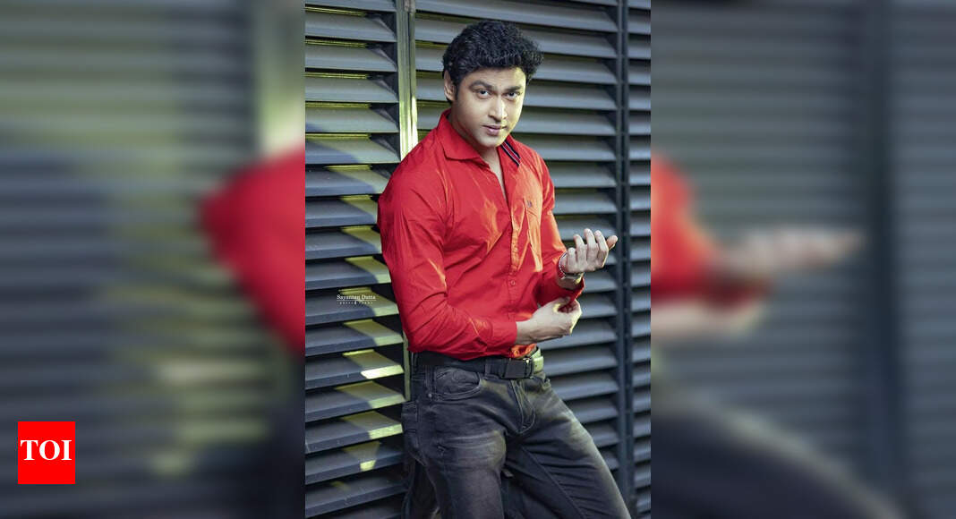 Here’s how Fahim is managing his shooting and also observing Ramzan ...