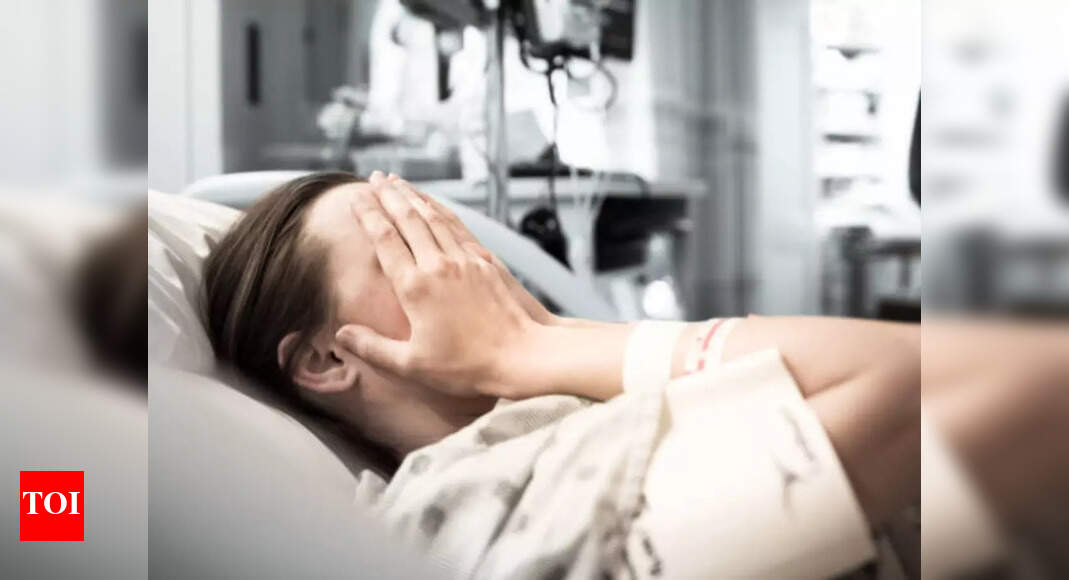 Emotional stages of Cancer that one should know about - Times of India