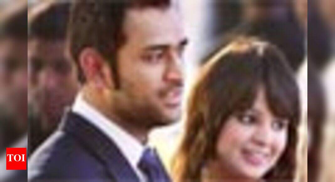 IIFD eager to design dresses for Mr & Mrs Dhoni | Off the field News ...