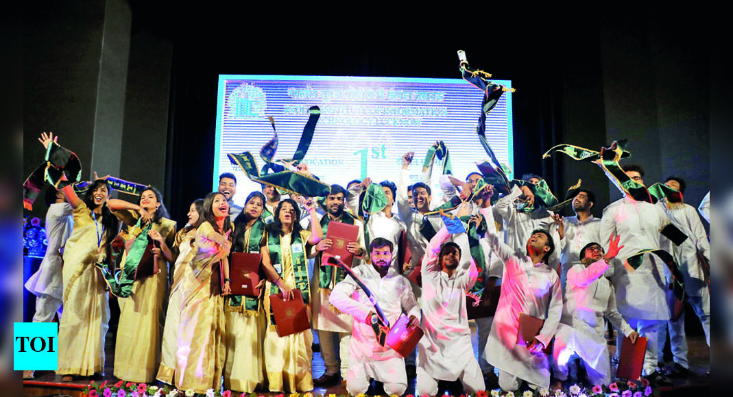 Iiit-l Confers Medals On Students Of Three Batches | Lucknow News ...