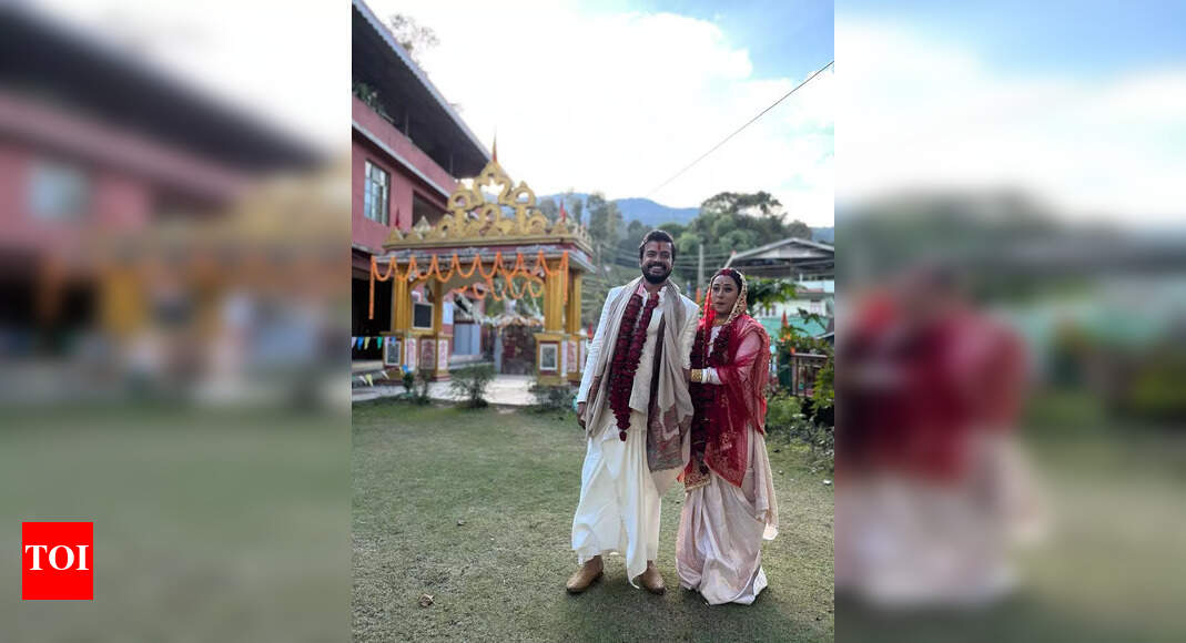Ankita and Prantik get hitched | Bengali Movie News - Times of India