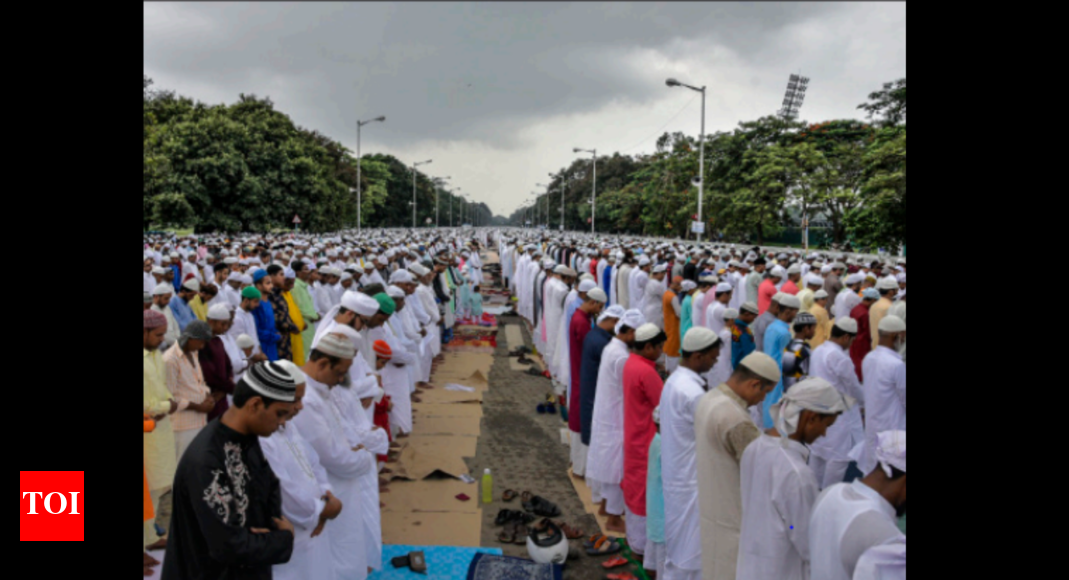 Eid Namaz To Be Held On Red Road After 2-year Covid Gap | Kolkata News ...