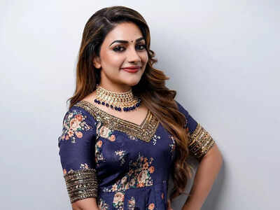 Rimi Tomy refutes rumours of second marriage; says, 'Let me live ...