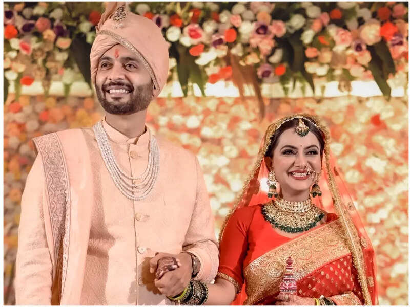 Exclusive Pics! Aastha Chaudhary gets married to Aditya Banerjee ...