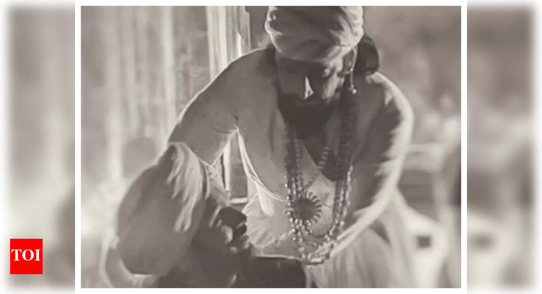 'Sher Shivraj': Chinmay Mandlekar shares his 'favourite picture' with ...