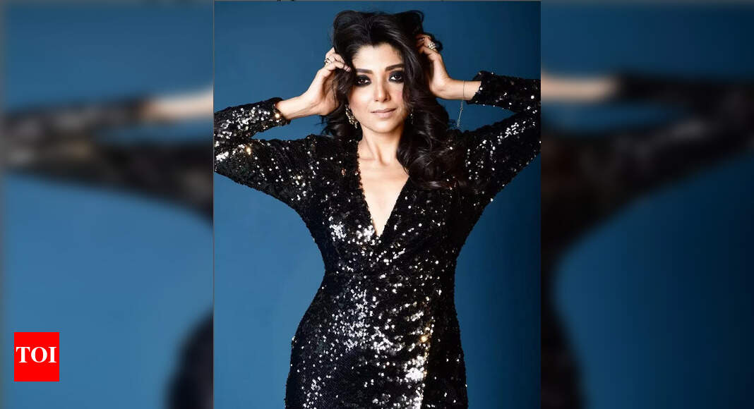 Why did Devlina get a thumbs up from fans today? - Times of India