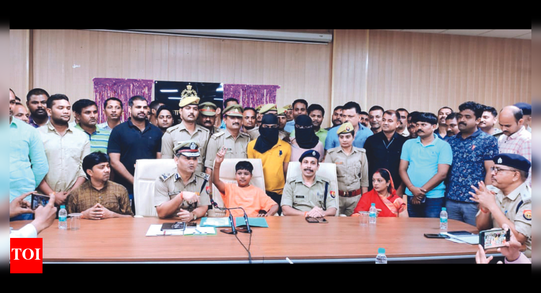 Basti: Basti Police & Stf Rescue 13-year-old Boy Kidnapped For ₹50 Lakh ...