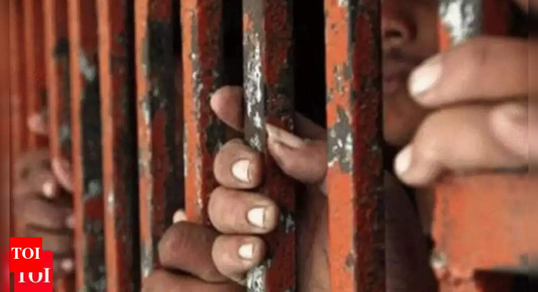 3 Get Life In Prison For Killing Guard During Temple Theft | Mumbai ...