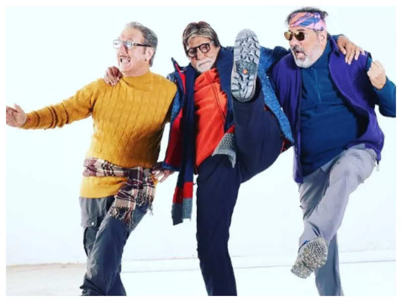 Amitabh Bachchan shares a quirky photo with Anupam Kher and Boman Irani ...