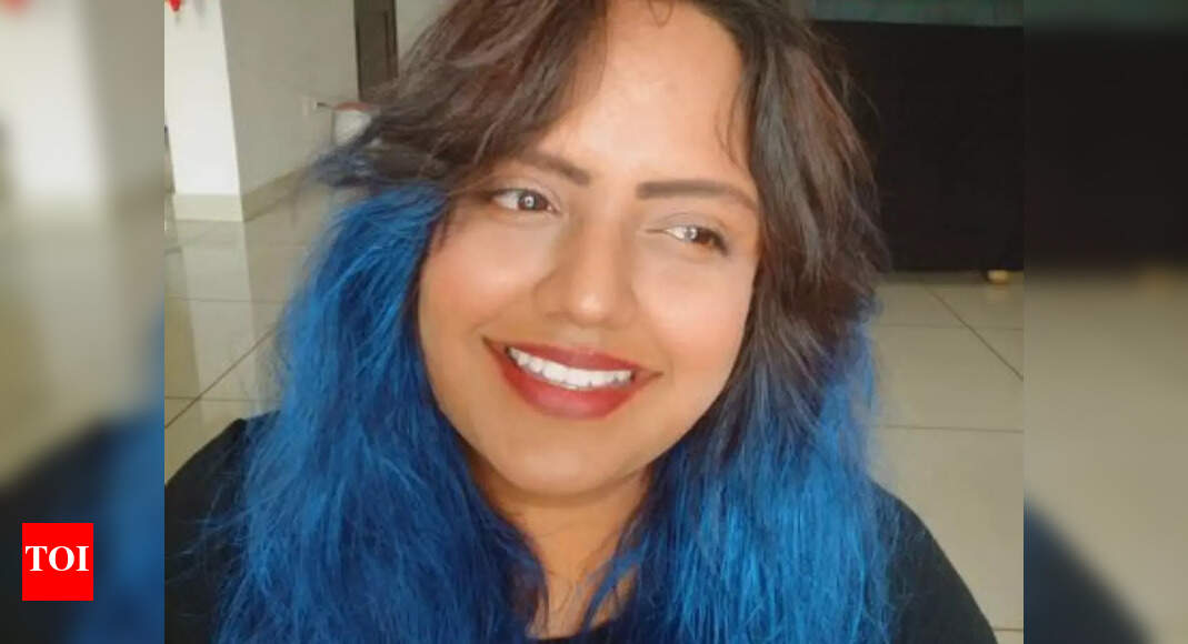 Daughter Offers Job To The Suitor Her Dad Chose For Her On A